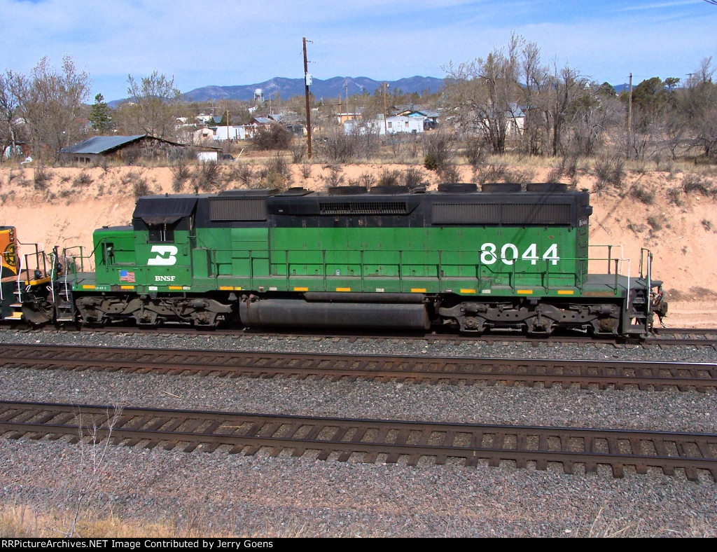 BNSF 8044